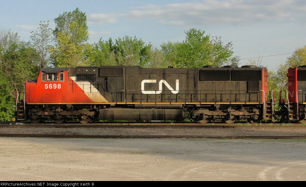 CN 5698